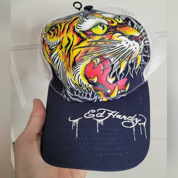 Ed Hardy | Accessories | Nwt Ed Hardy Tiger Graphic Cap Navy And White ...